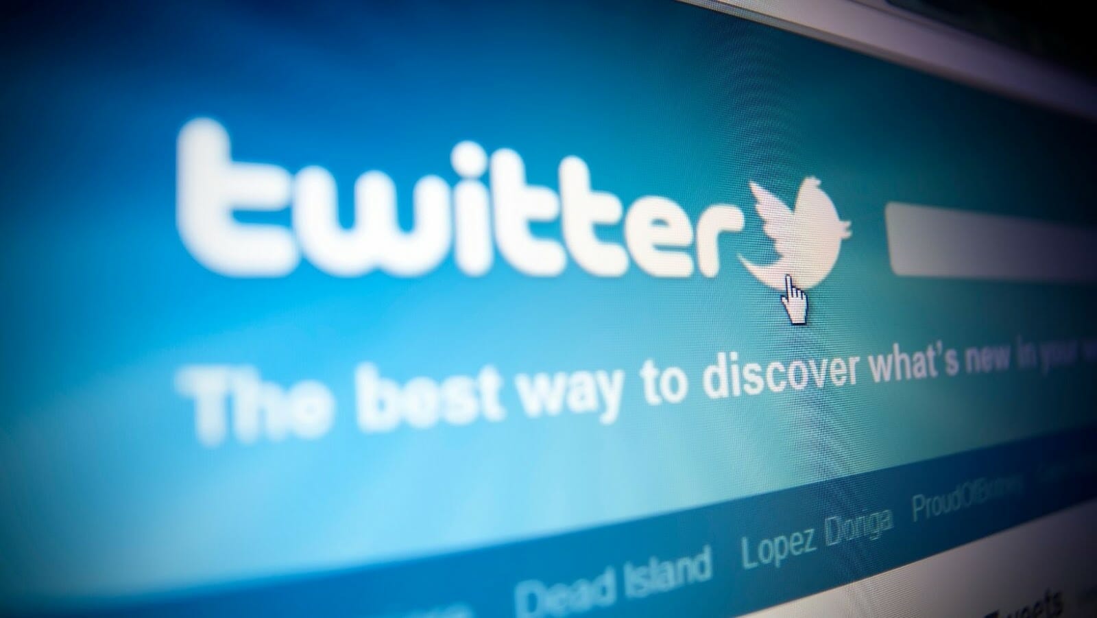 Why you should care about red flags on twitter - Daysaver
