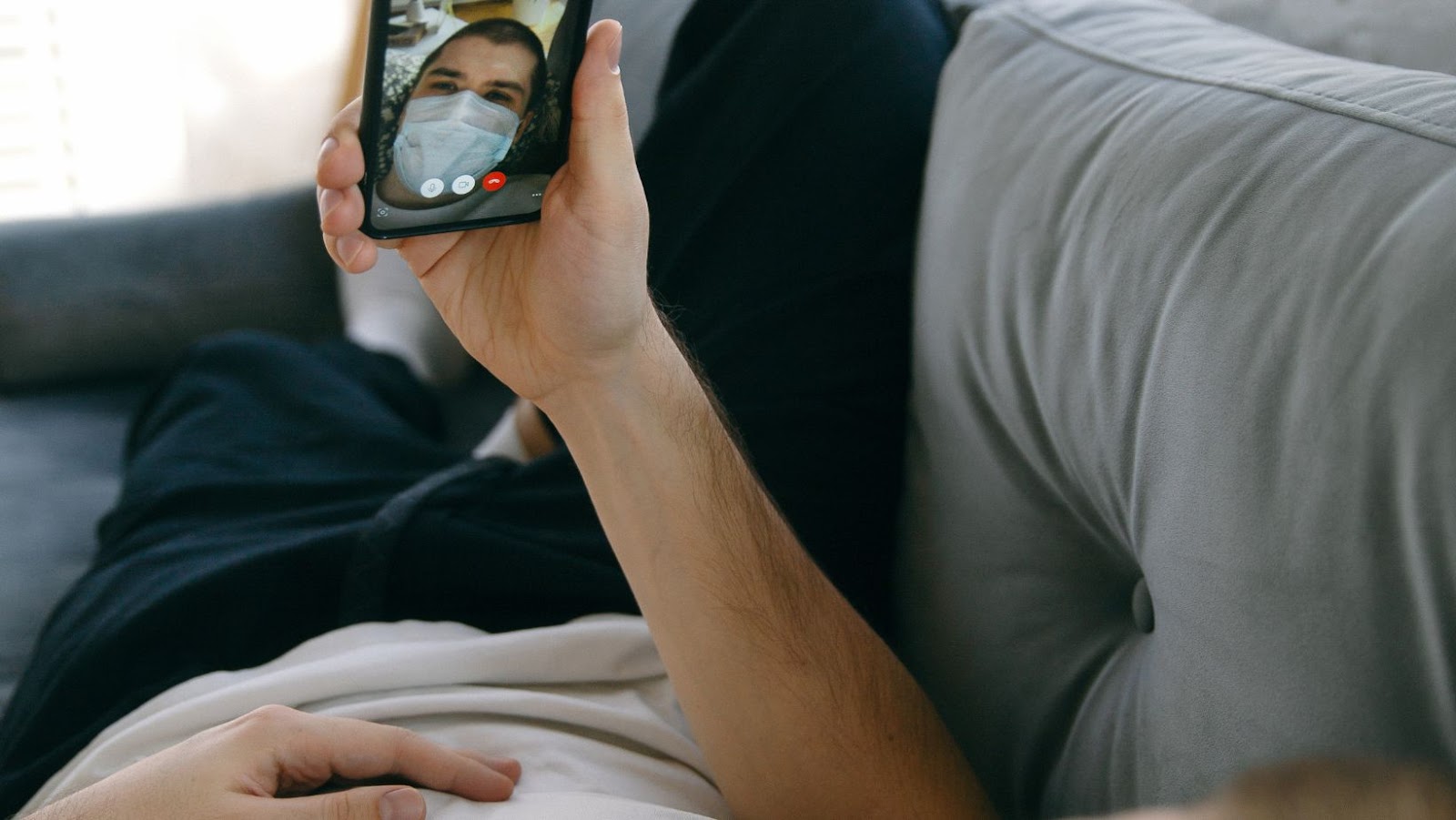 What Causes FaceTime Calls To Pause? - DaySaver